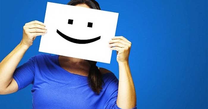 It's illegal not to smile in Milan | Interesting Facts