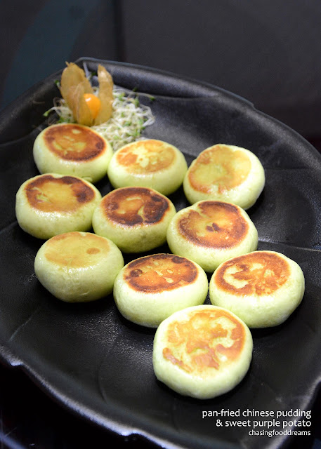 CHASING FOOD DREAMS: Red Chinese Cuisine CNY Menu @ Pullman KLCC Hotel