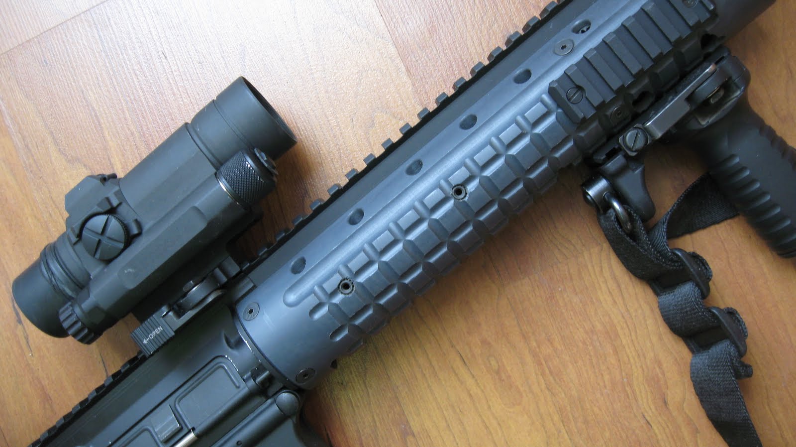 Firearms and Training: Z-M Weapons LR300 Gratuitous Pictures