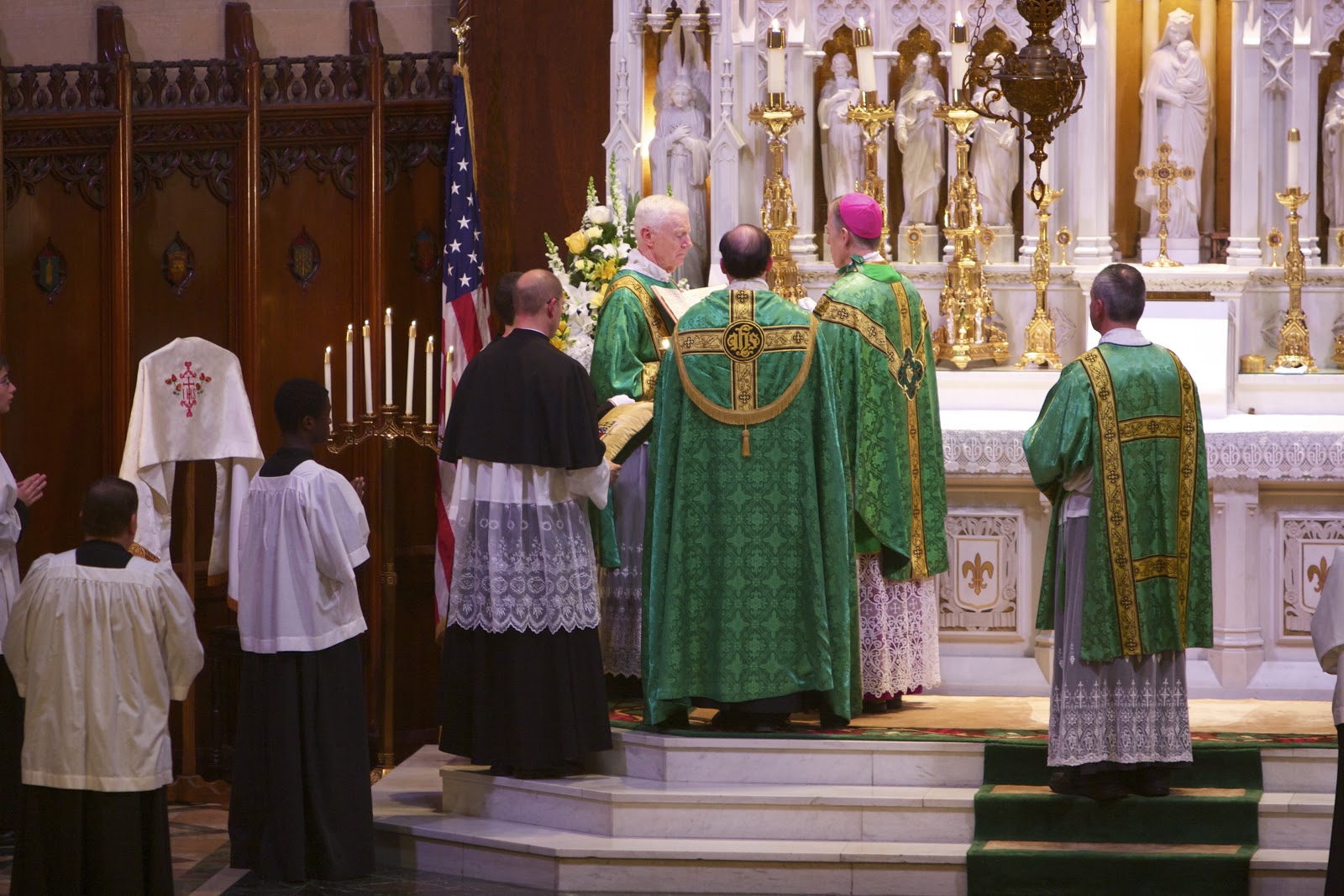 Te Deum laudamus!: Photos: Solemn High Pontifical Mass with Bishop ...