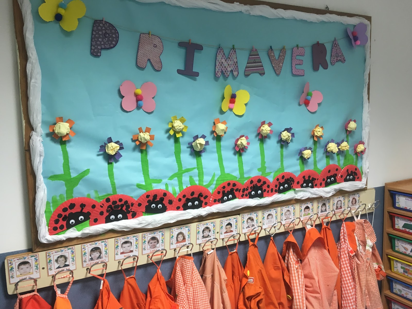 Cole de colores: MURAL DE PRIMAVERA