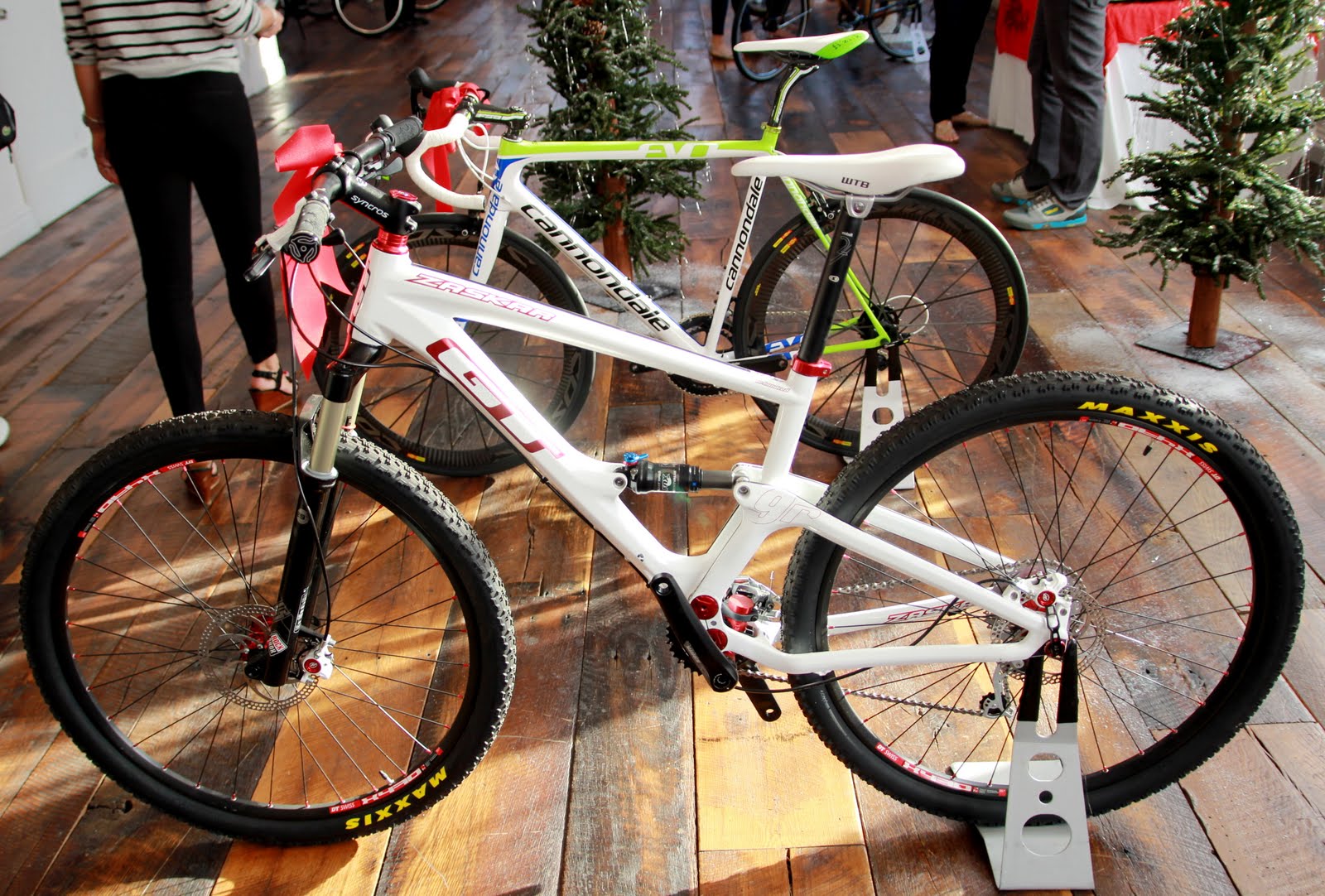 SCHWINN/CANNONDALE/GT BICYCLES/MONGOOSE/SUGOI FALL/HOLIDAY 2011 RIDES ...