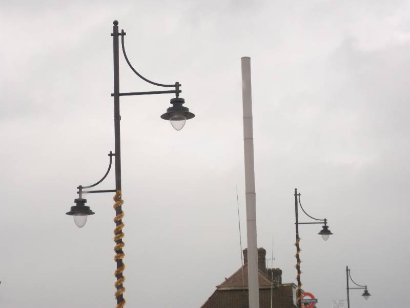 London buses one bus at a time: the return: The Number 252 Route