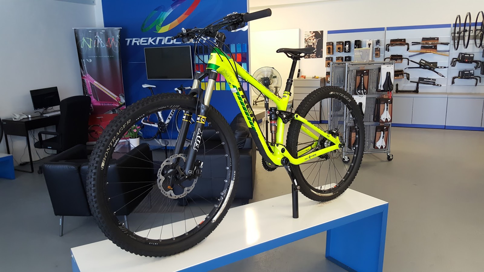 The Malaysian Cyclist: Shop Tour - Treknology Multisport (Trek Bicycles)