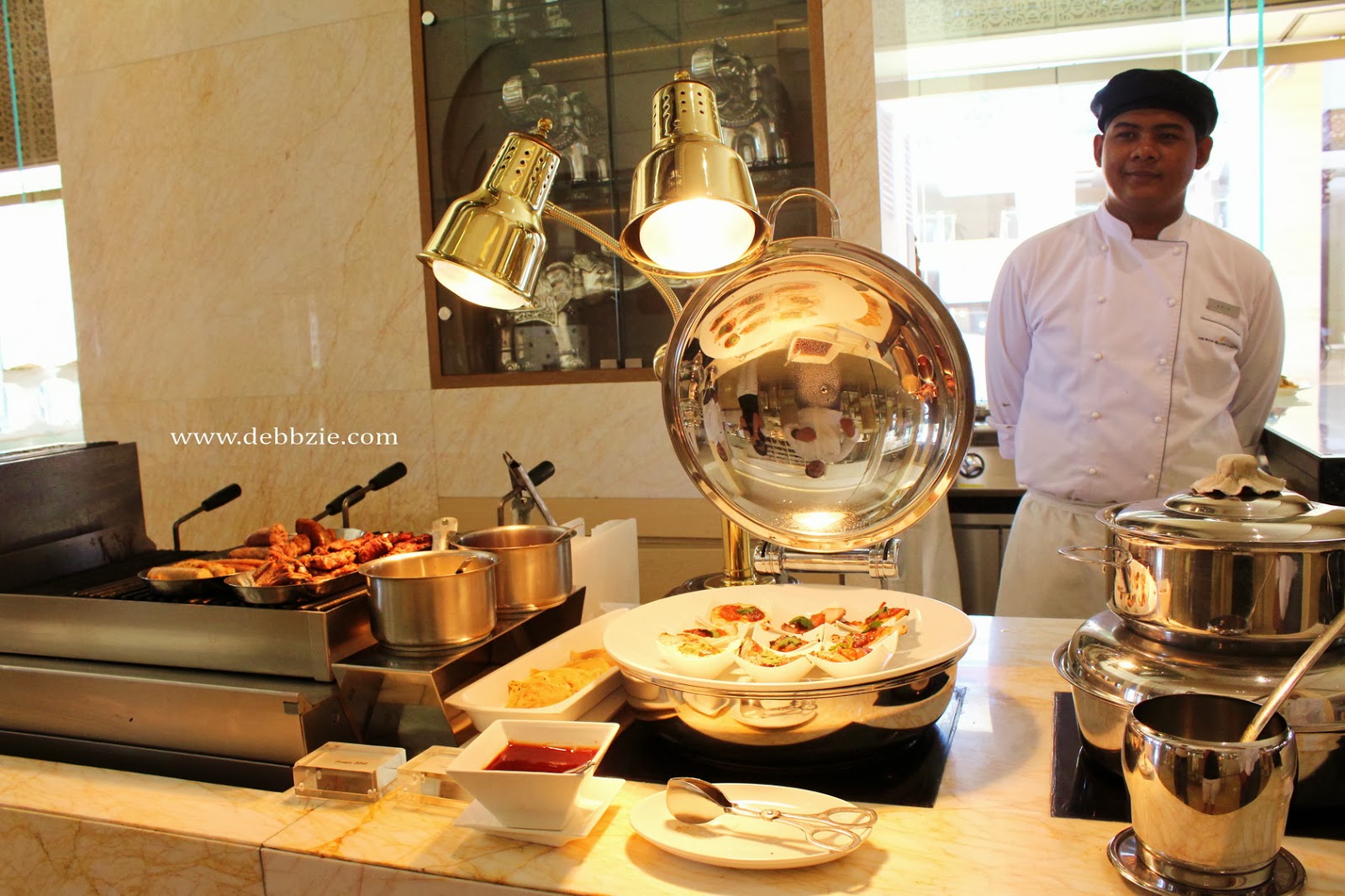 My Time Capsule: The Cafe At The Mulia, Mulia Resort & Villas