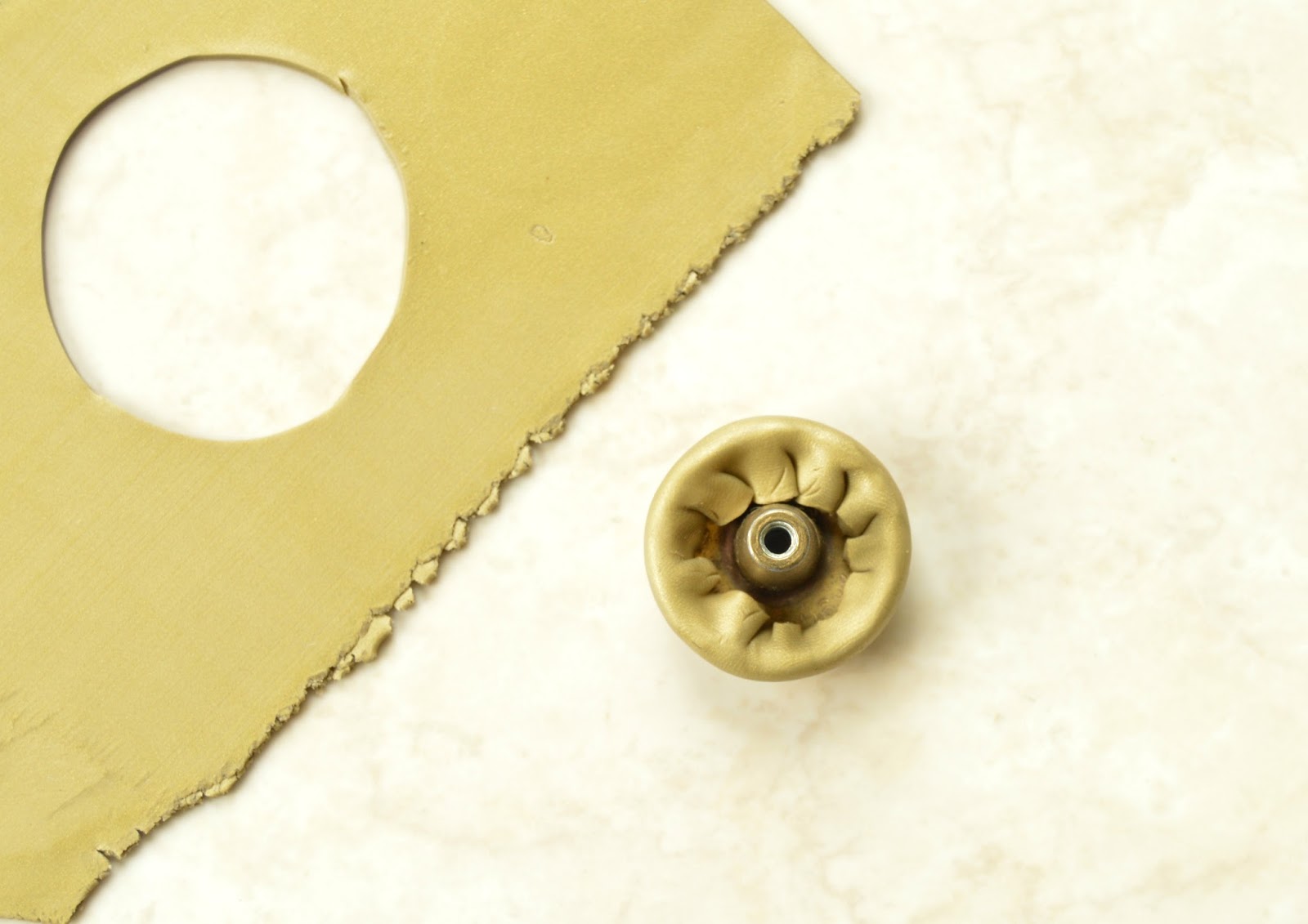 Vikalpah: DIY knobs using polymer clay