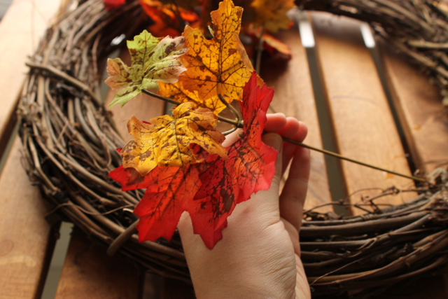 Ladyface Blog: Fall Wreath
