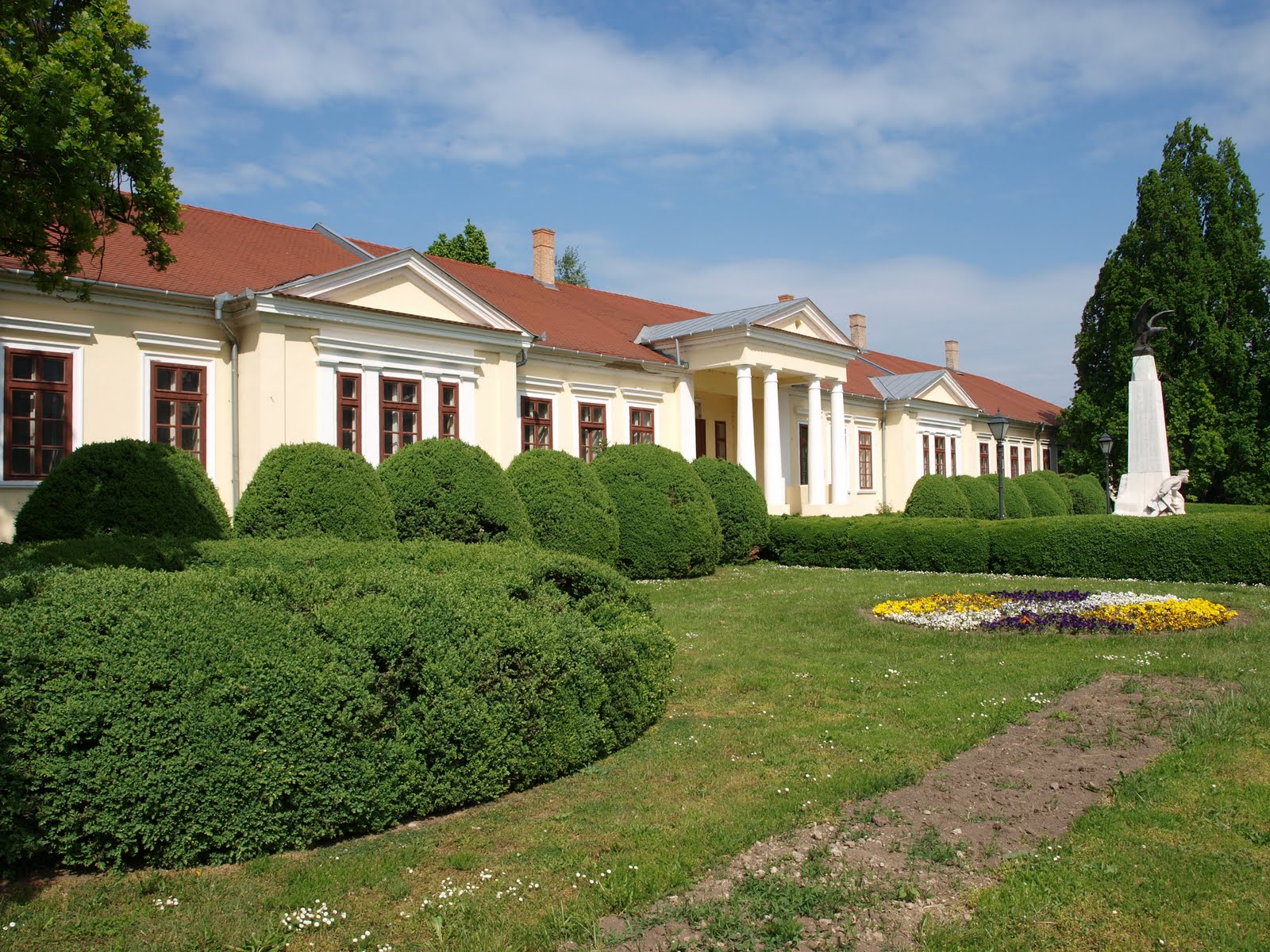 MAGYAR BARANGOLÓ: Szarvas