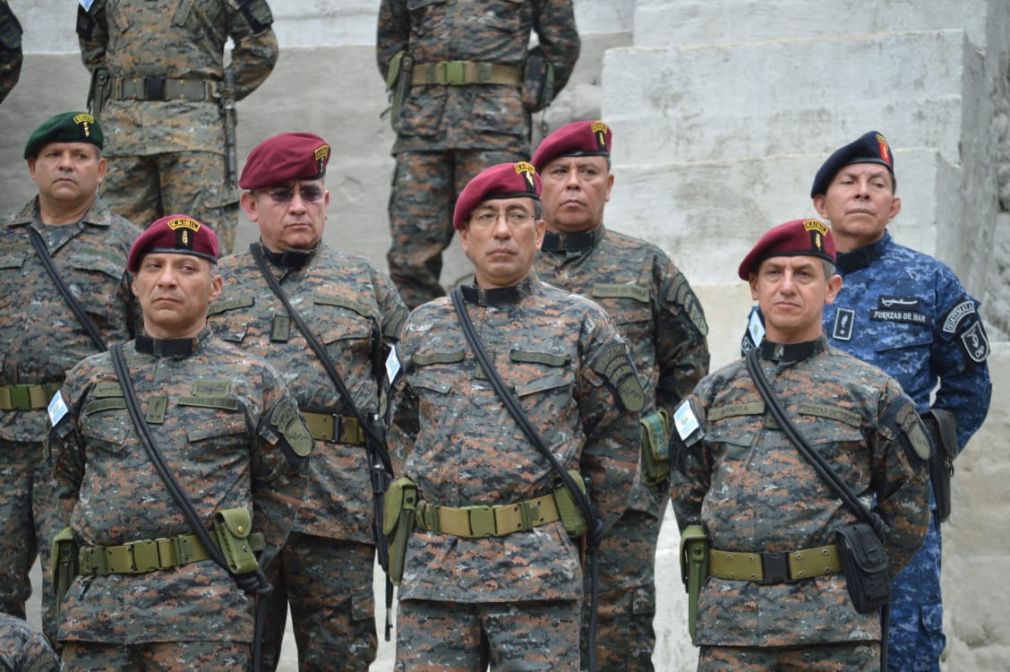 Perspectiva Militar: Graduación del curso Kaibil