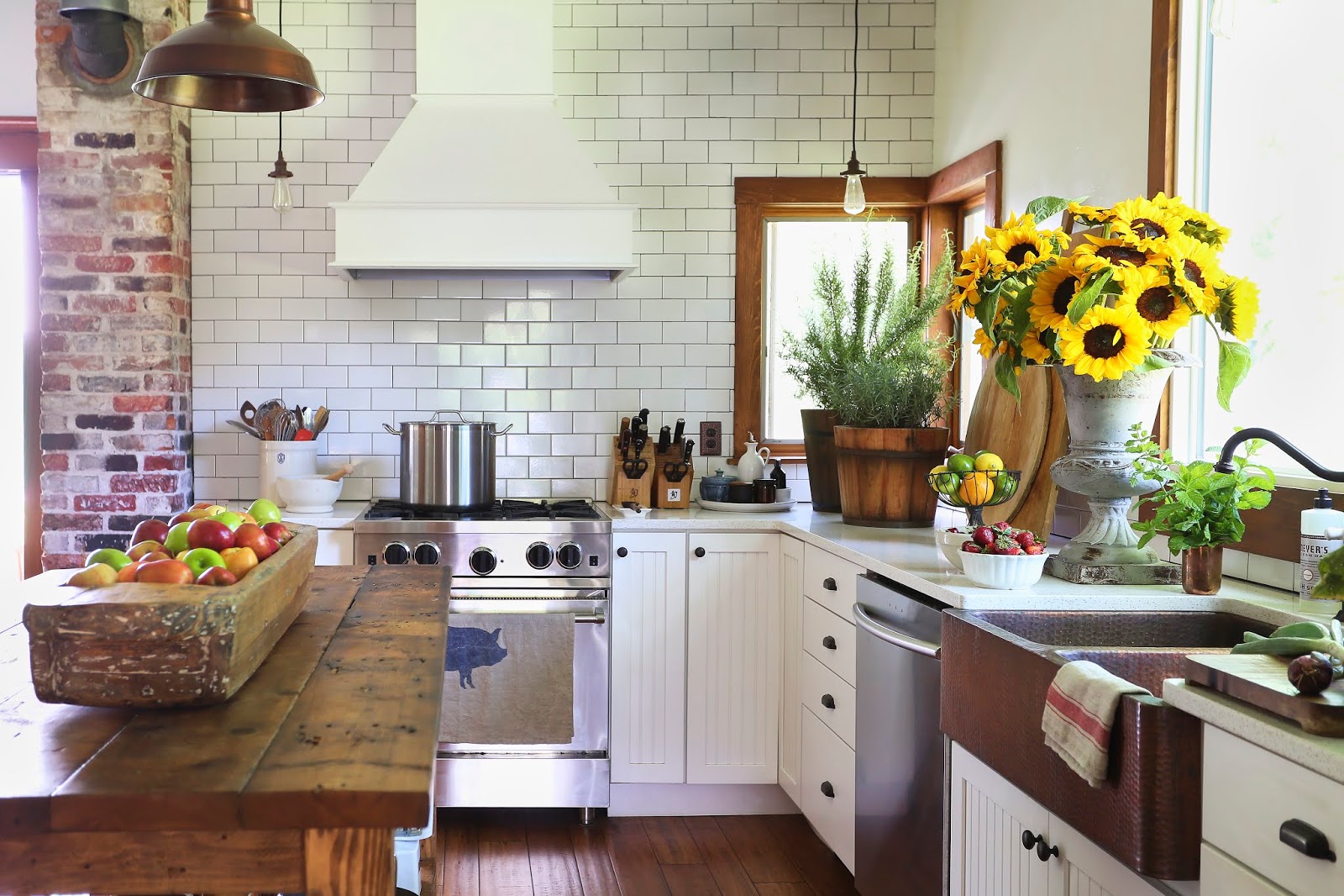 Splendid Sass: Nora Murphy’s Country House Style: Making Your Home A ...