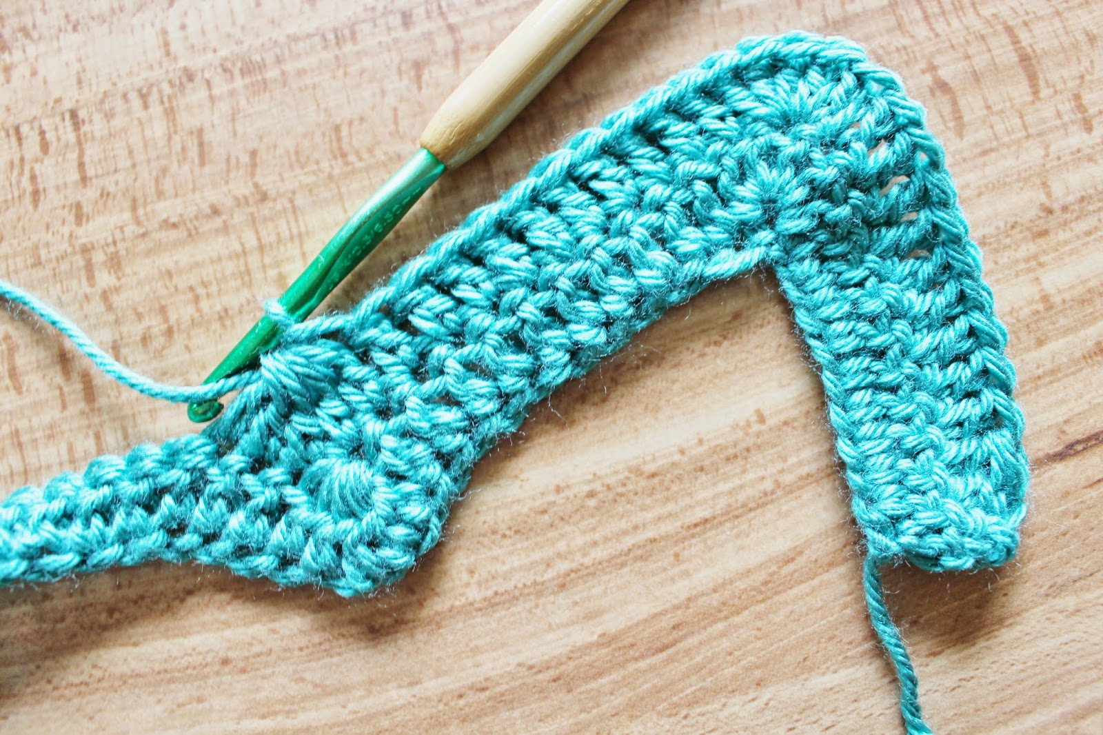 Lively Crochet - Rhythmic Youth: Chevron Tutorial