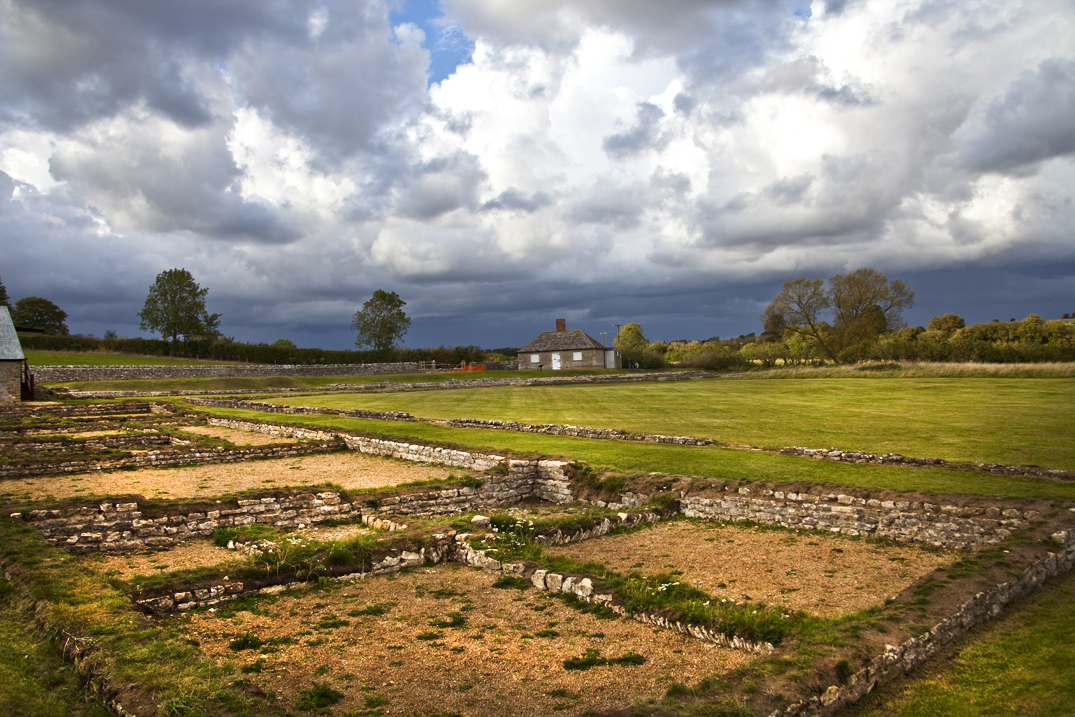 Nick Owen's Nature Blog: Two vast and trunkless legs of stone stand in ...