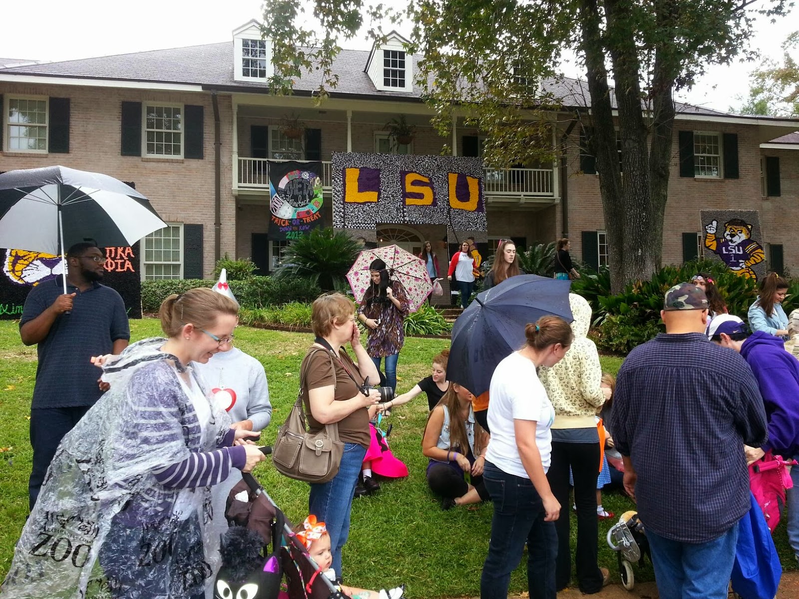 Dee's Adventures: Trick or Treating on LSU Sorority Row