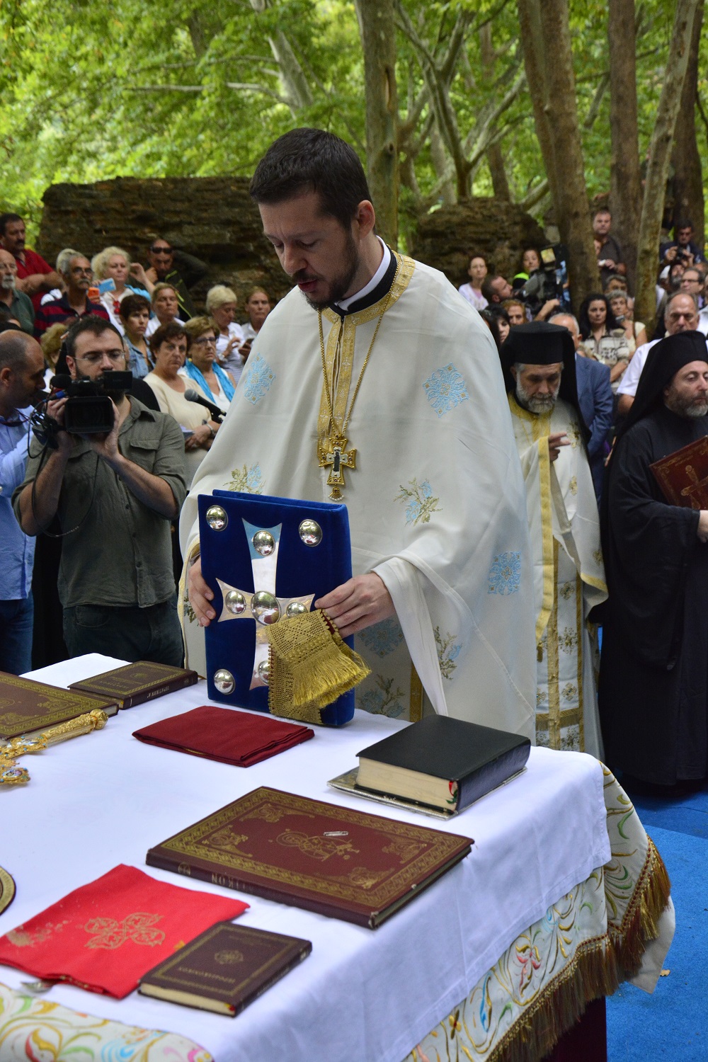 ΦΩΣ ΦΑΝΑΡΙΟΥ: ΜΕ ΤΟΝ ΠΑΤΡΙΑΡΧΗ ΣΤΗΝ ΠΑΝΑΓΙΑ ΤΗΝ ΦΑΝΕΡΩΜΕΝΗ ΚΥΖΙΚΟΥ (ΦΩΤΟ)