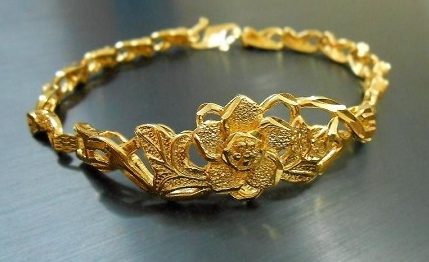 Gelang Rantai Model Gelang Emas Yang Lagi Trend - Seputar Model