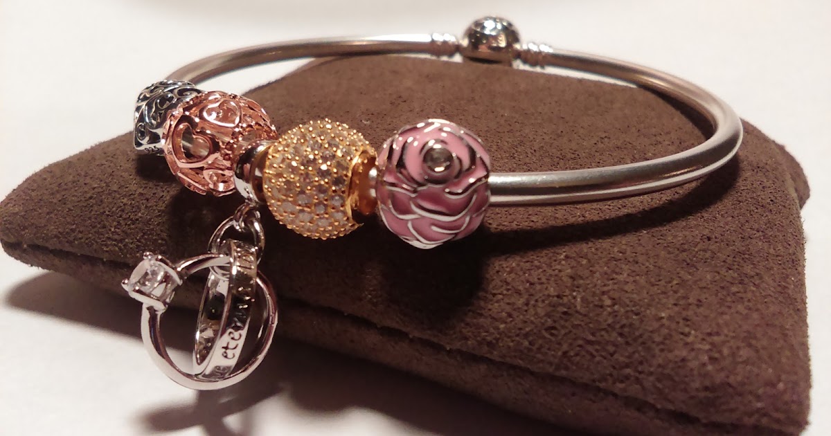 Glamulet Charm Bracelet Review - Amy & Aron's