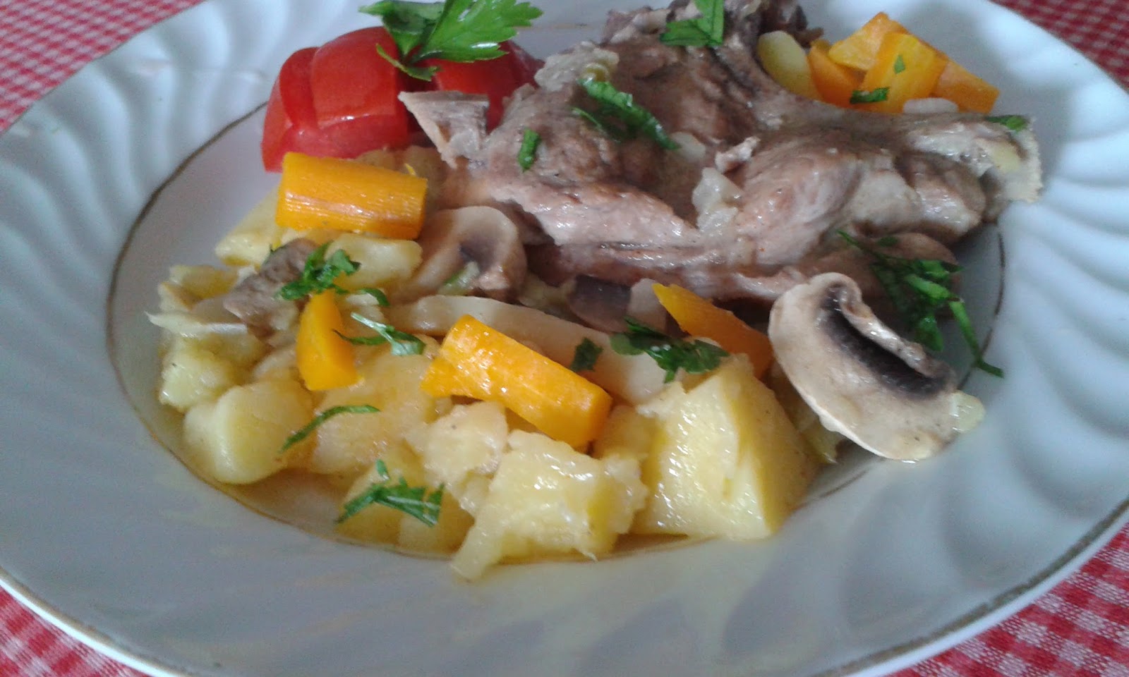 Ringlica recepti: Teleći kotleti u povrću