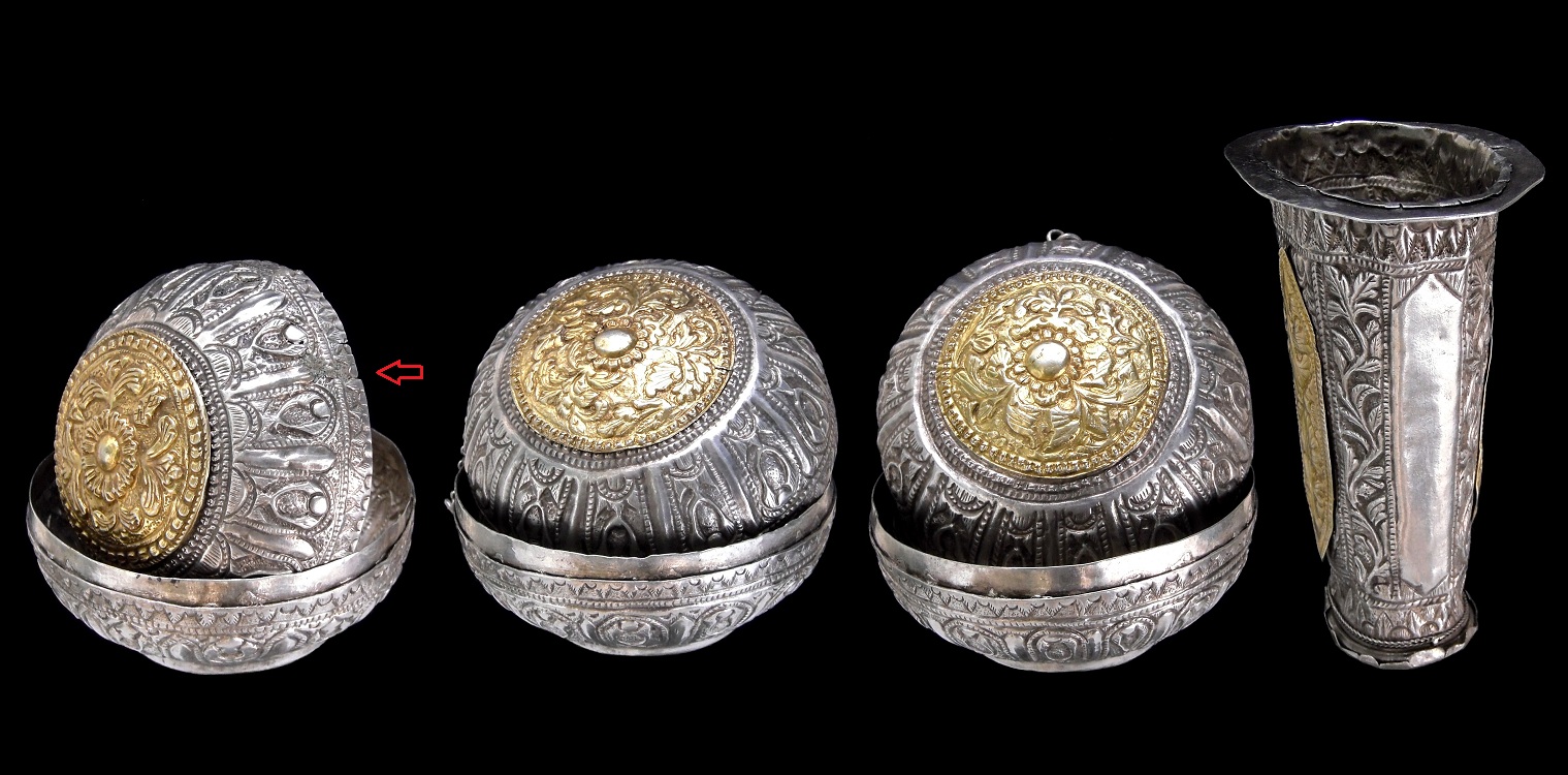 PATINA FOLK & ETHNOGRAPHIC ART: MALAY SILVER BETEL NUT SET
