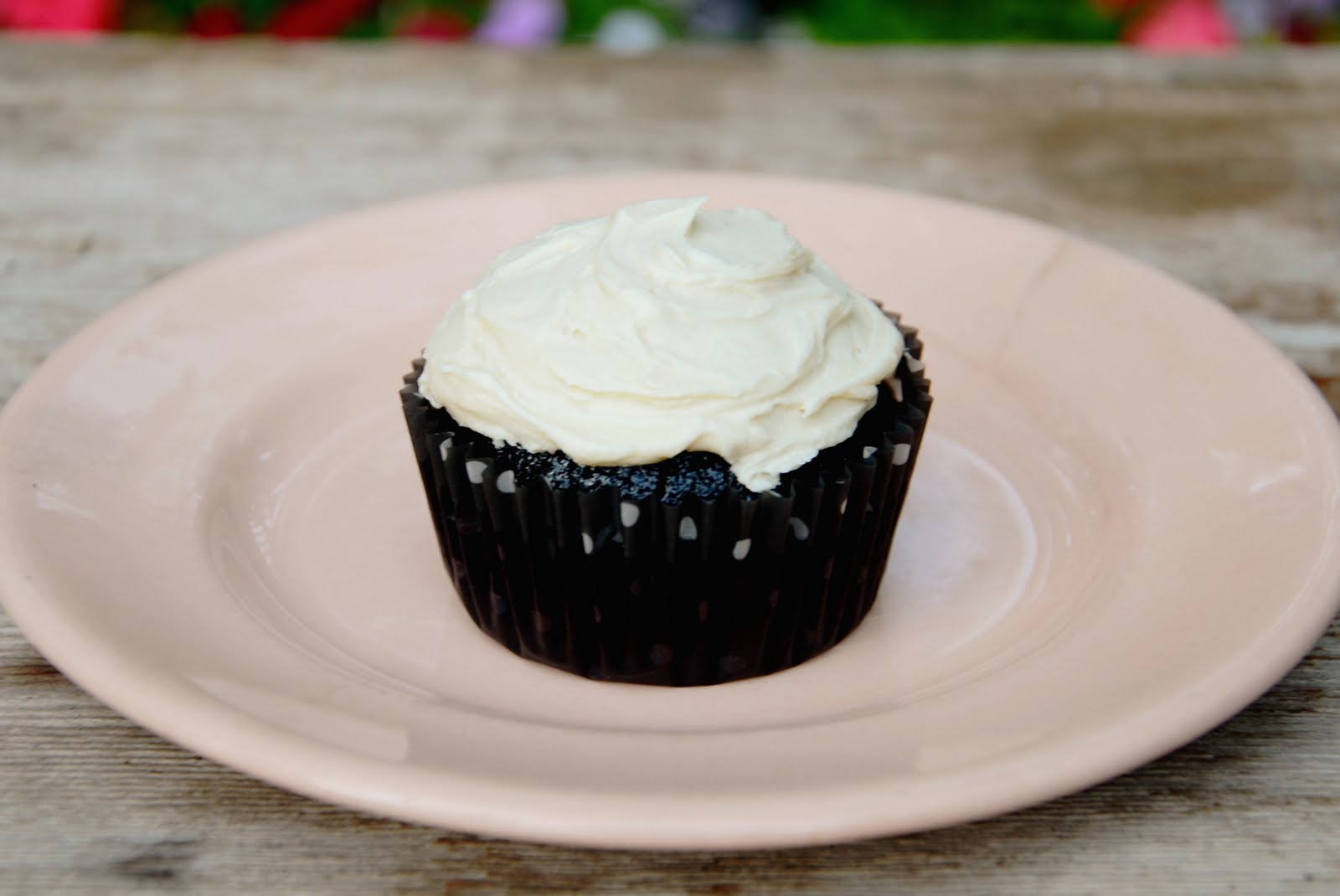 p.s.♡: tasty tuesday: mocha cake (and cupcakes!)