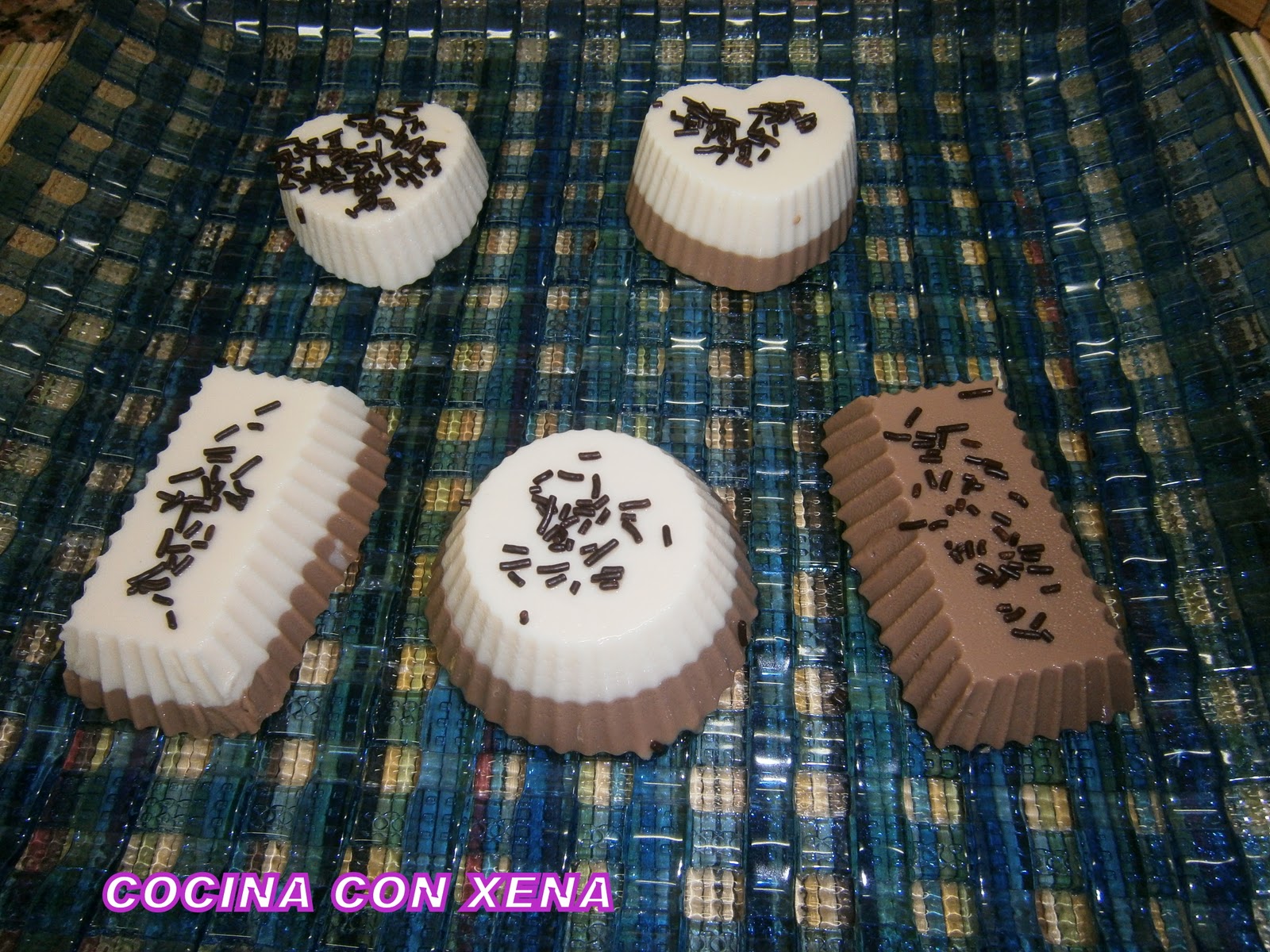 COCINA CON XENA: Pastelitos individuales de chocolates cuajados...muy ...