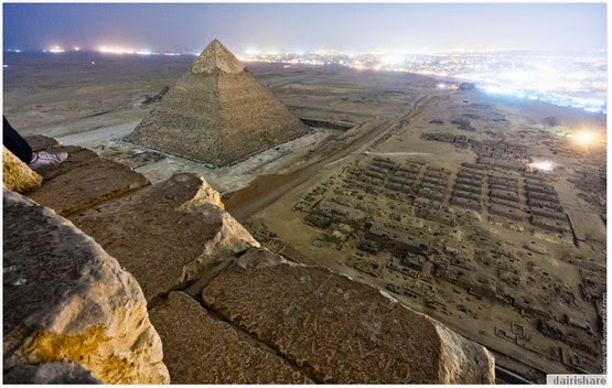 Jom Lihat Gambar Dari Puncak Piramit Yang Di Ambil Secara Rahsia ...