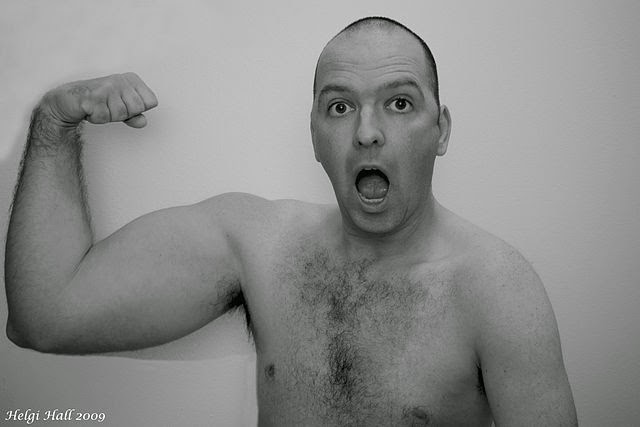 The Wandering Doctor: Bulging Biceps and the ever elusive Thigh Gap.