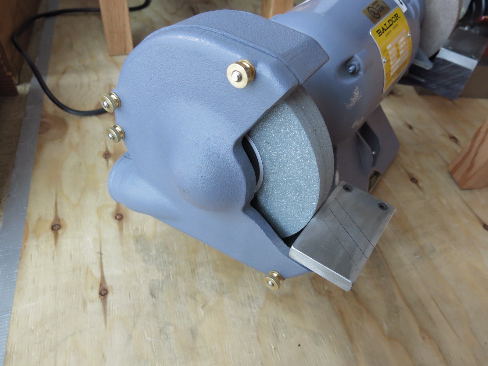 aerialcopper: Refined Baldor 7 Inch Bench Grinder