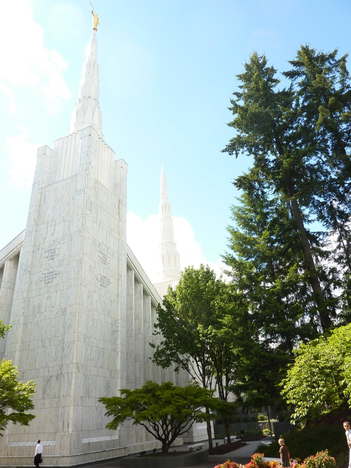 Sensational Stotts: Portland Oregon Temple Visitor Center