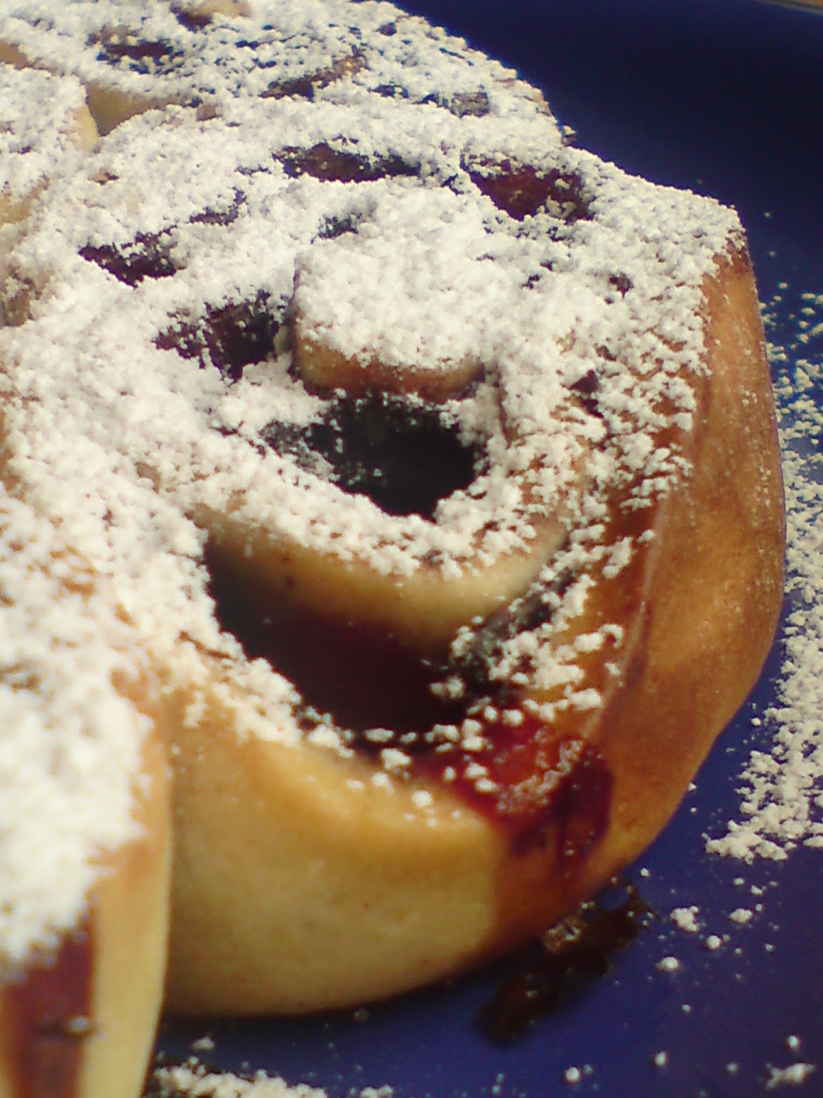 Gulchathaii: No-Yeast Plum Rolls