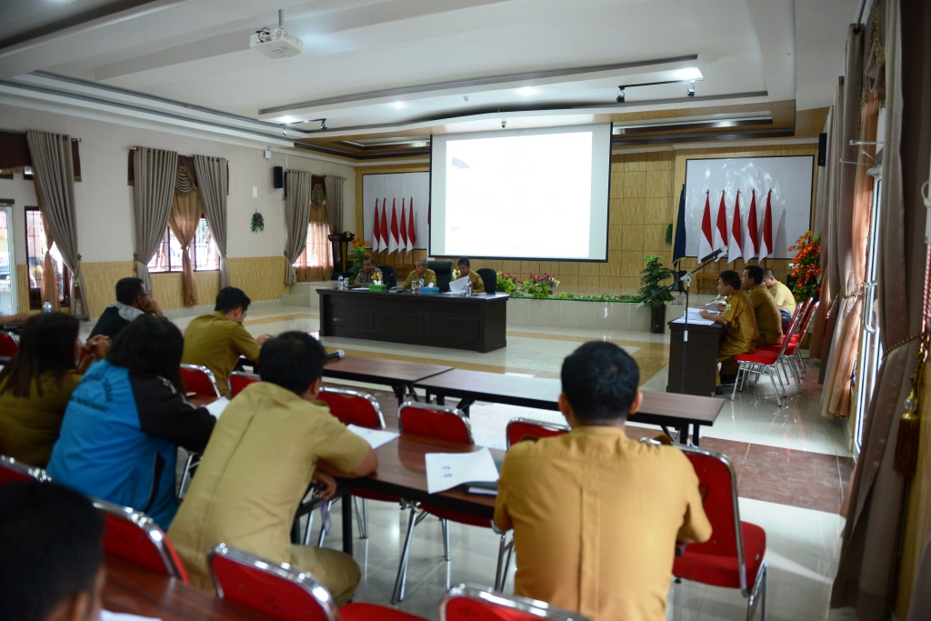 Sekda Pakpak Bharat Buka Acara Pembekalan Tim Desk Monitoring Pilgubsu ... Sekda Pakpak Bharat Buka Acara Pembekalan Tim Desk Monitoring Pilgubsu ...