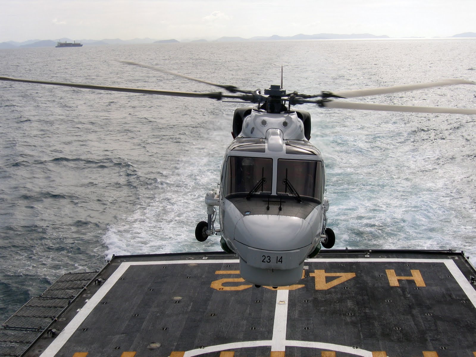 BARANG BARU BARANG LAMA: SUPER LYNX 300 ASW