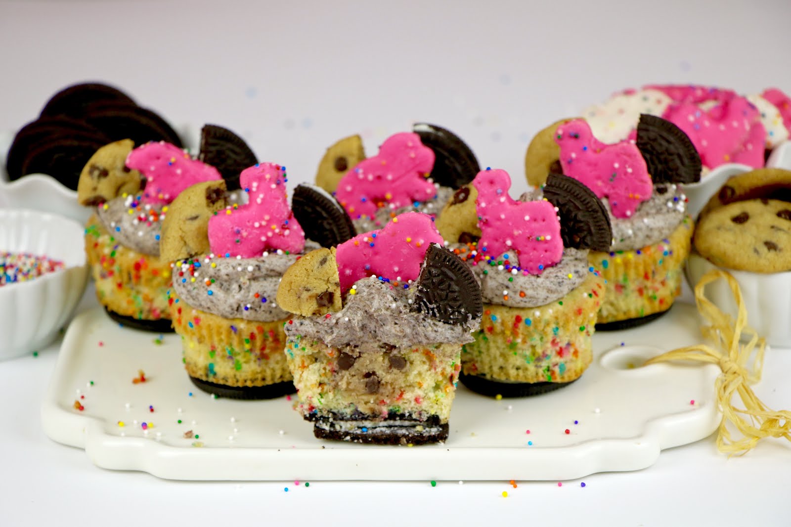 {VIDEO} Cookie Crazy Cupcakes - Oreo, Cookie Dough, Circus Animal ...