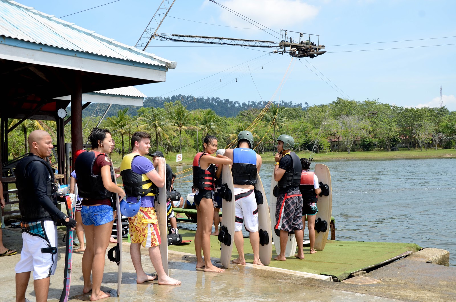 Wakeboarding in Batam | Live your dreams!