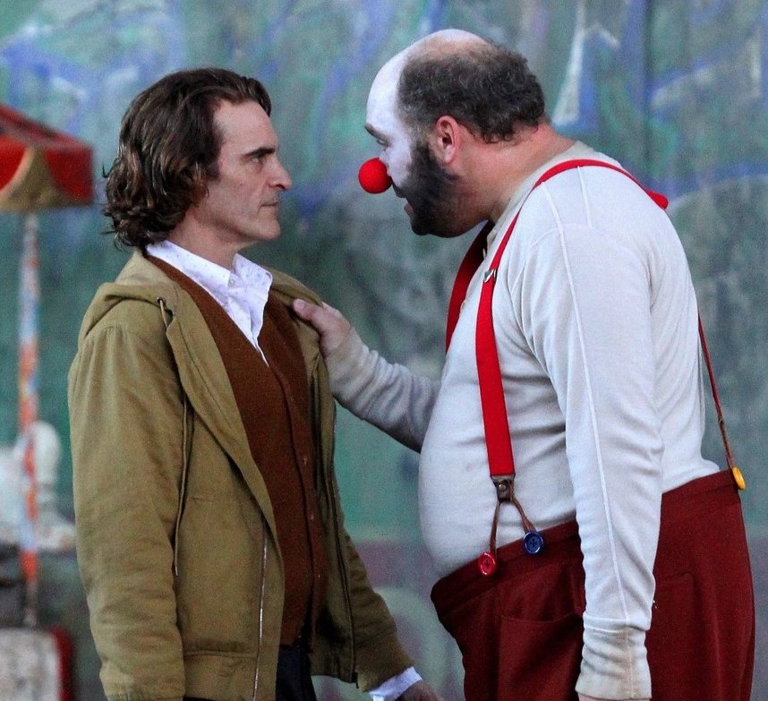 Joaquin Phoenix aparece como Coringa em primeiras fotos das filmagens ...