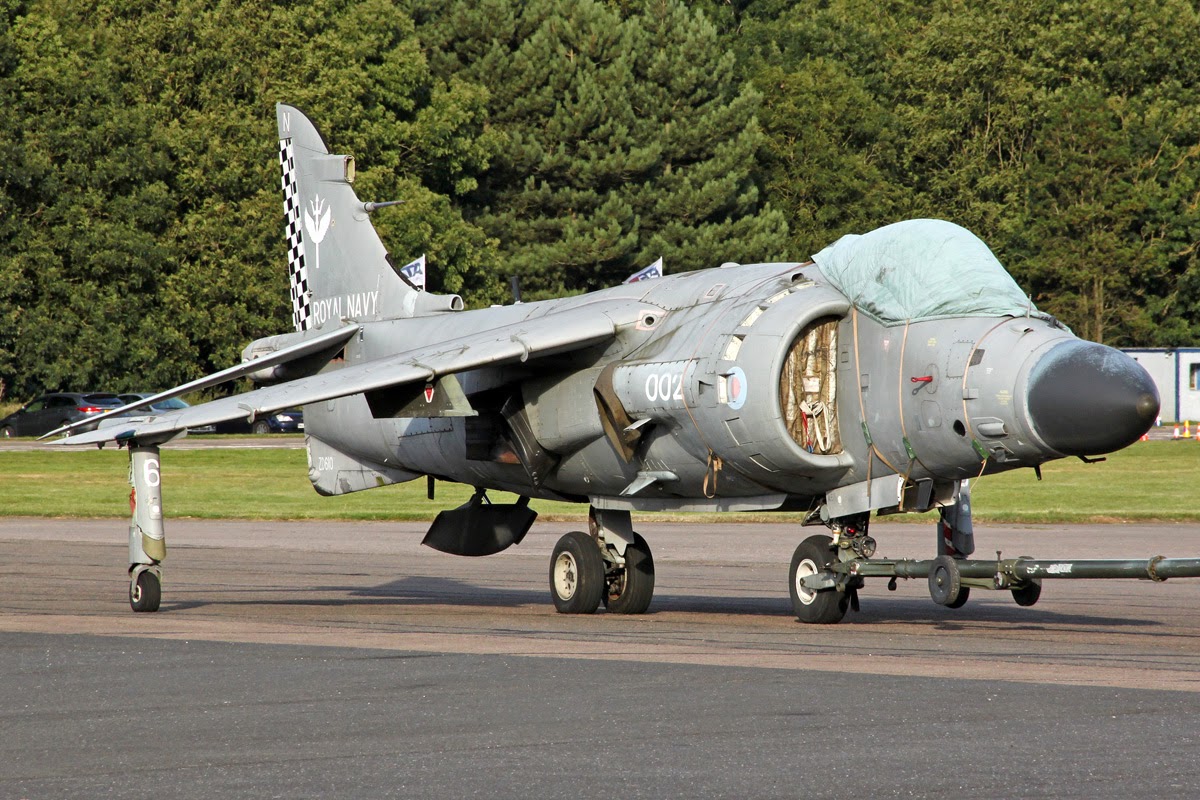 Planes and Trains - Planes 2014: ZD610 / BAe Sea Harrier FA2 / Royal Navy