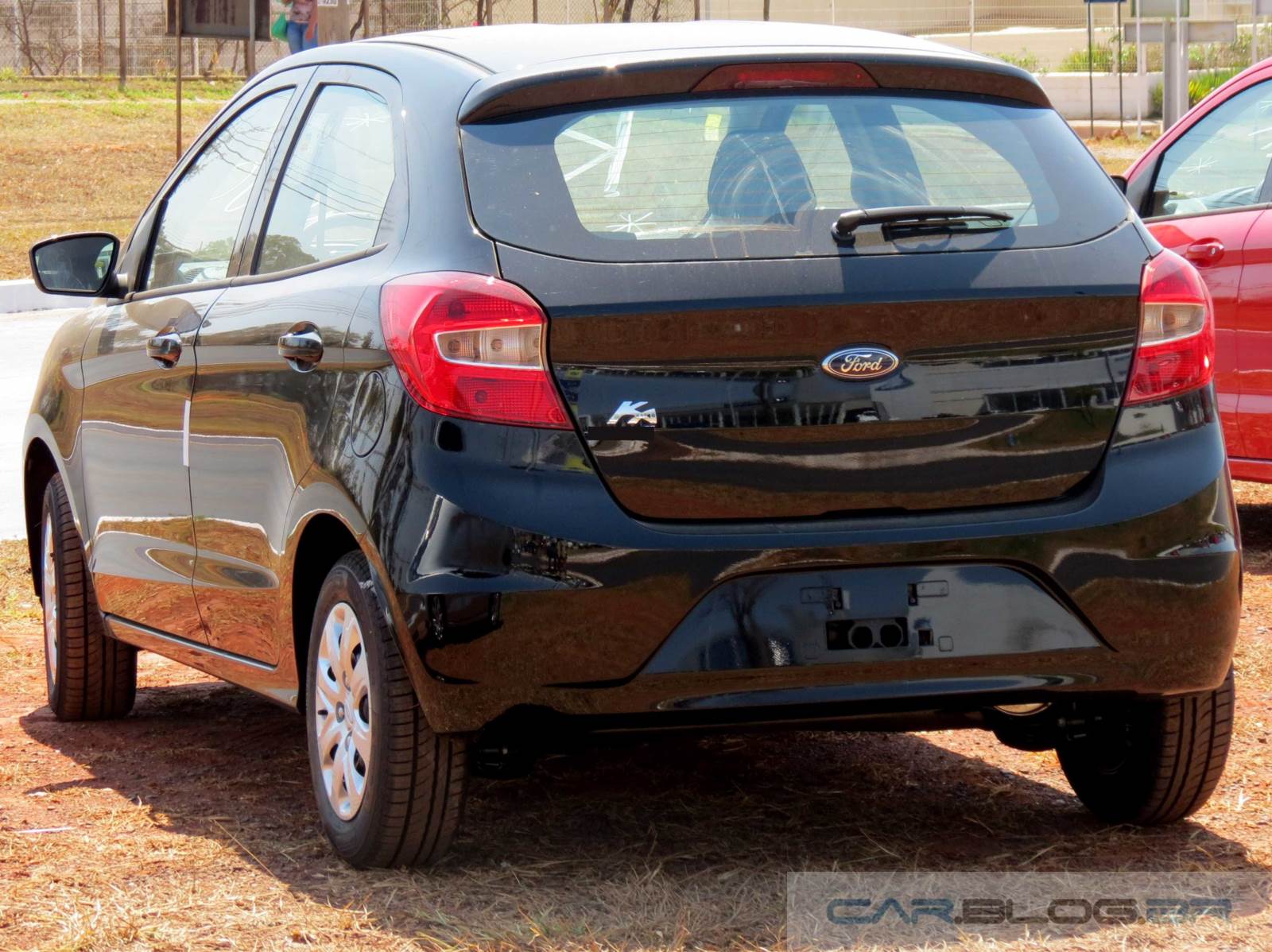 Novo Ford KA SE 1.0: impressões do carro com gasolina