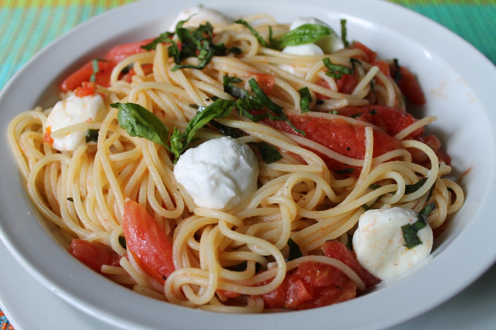 Lecturas, yantares y otros placeres: Unos spaghetti para un día de calor