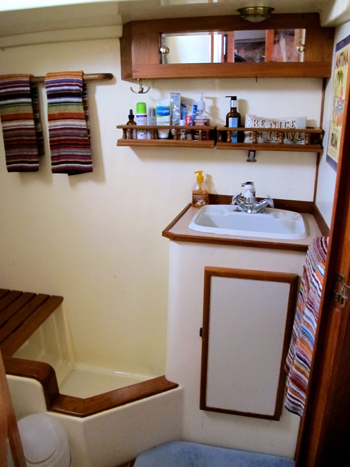 Windtraveler: Making a Boat a Home: The Art of Decorating A Boat