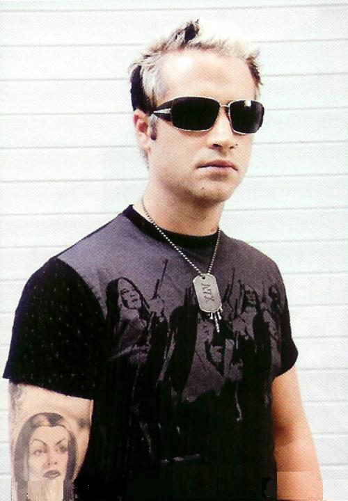 Naru-Fold: Johnny Christ