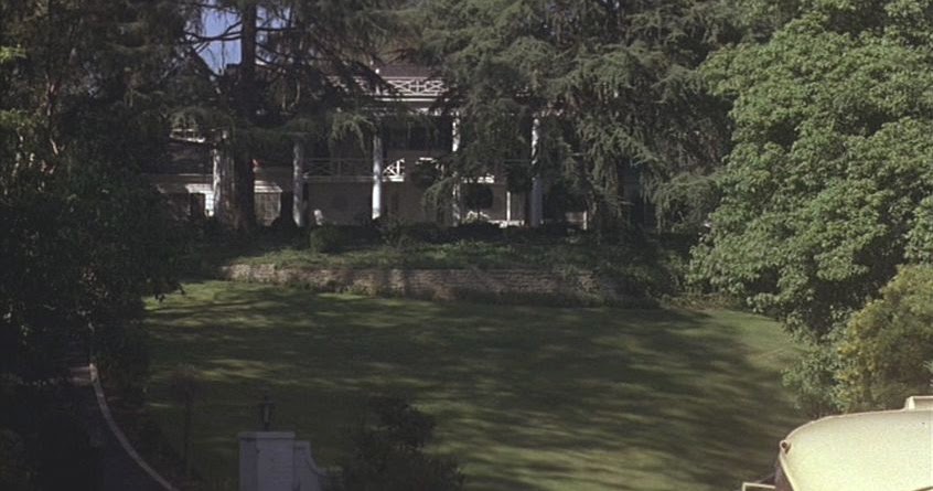 Filming Locations of Chicago and Los Angeles: Mommie Dearest