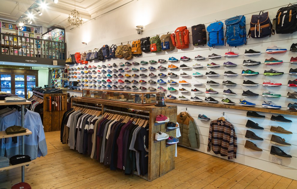 50+ Desain Distro Unik Minimalis Paling Keren - Model Desain Rumah ...