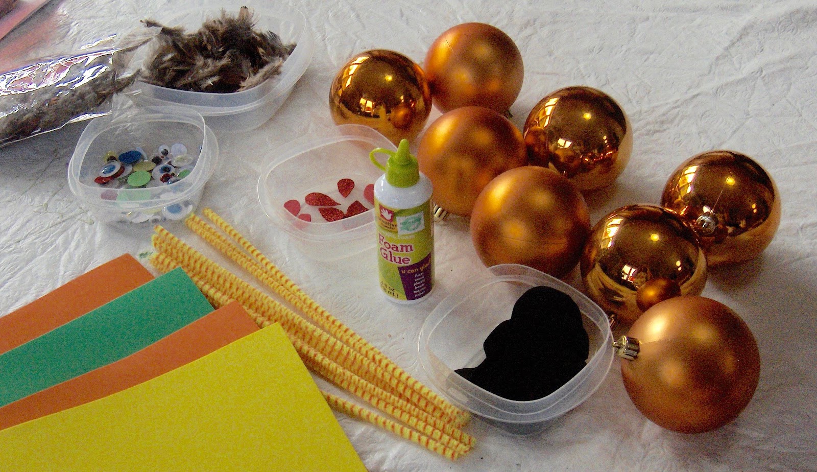 Somethings Old, New, Green, Redo!: Kid's Crafts:Roly-Poly Turkeys for ...