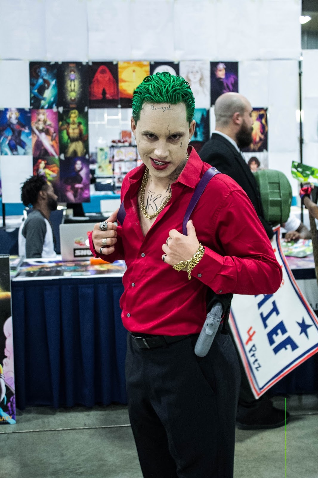 Epic Mary Katherine Cosplay