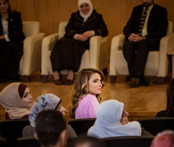 Queen Rania attended a panel on education development