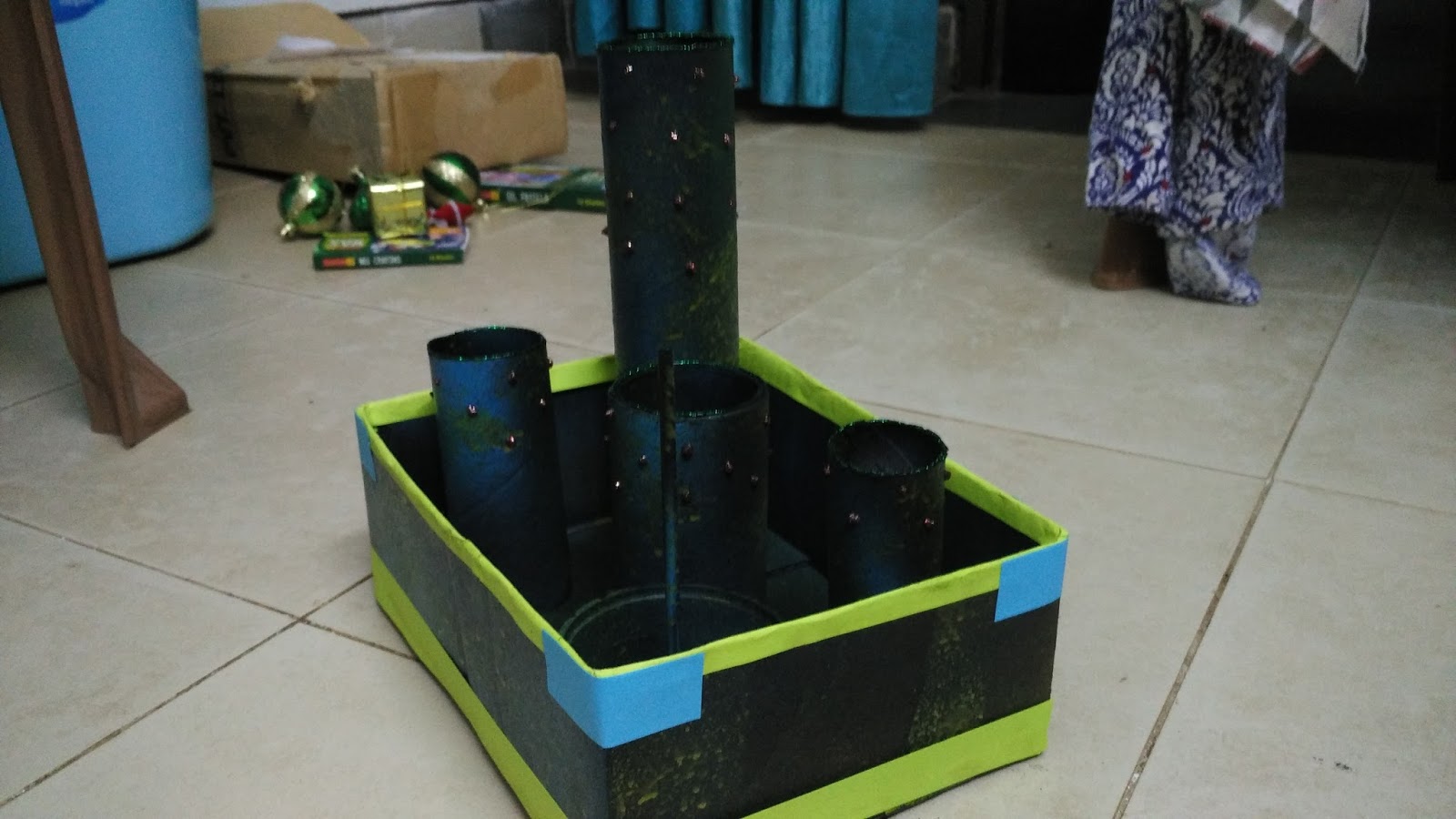 DIY best-out-waste Storage Box