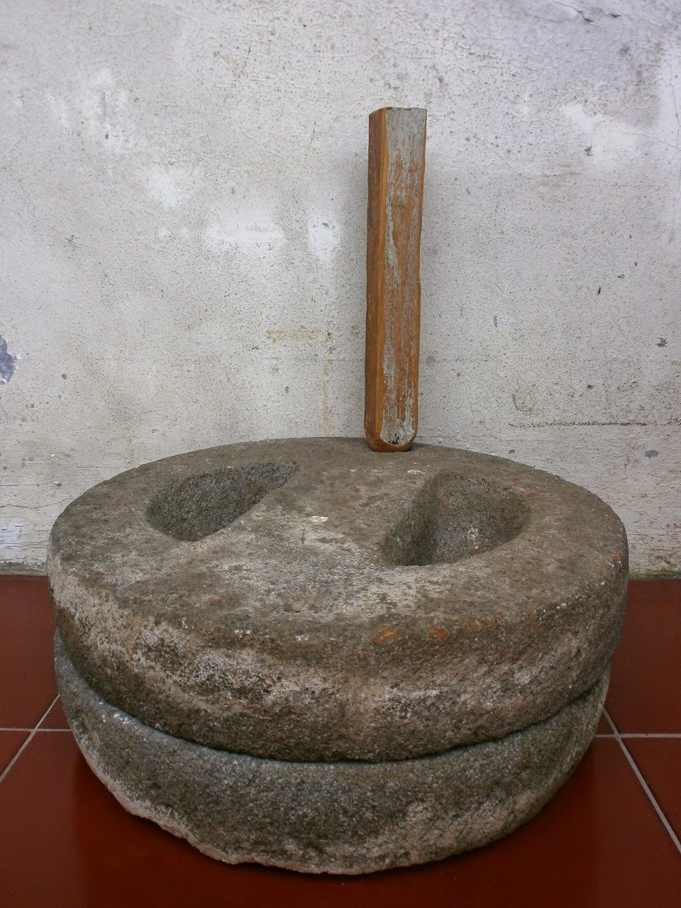 Antikpisan: Alat Giling Batu Primitif ( Gilingan Kedelai ) ( SOLD OUT ...