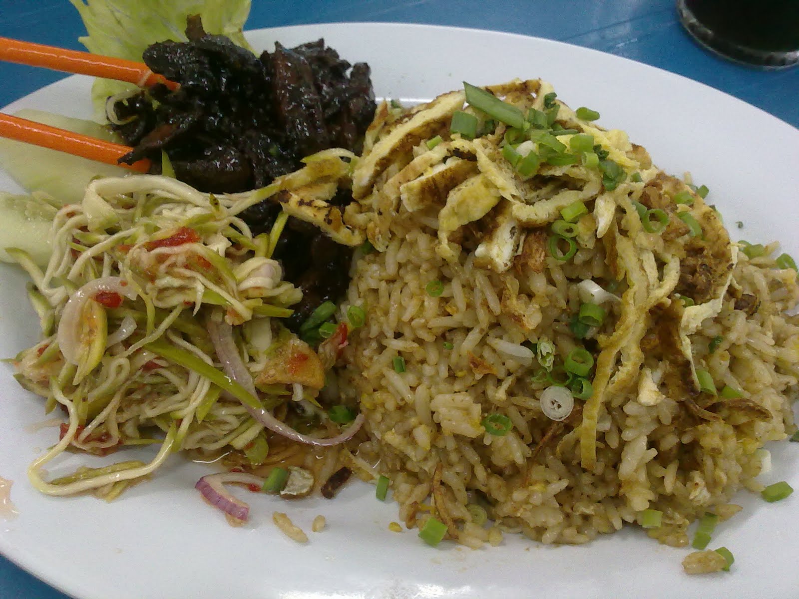 PHE1 lil Joy: Batu maung kerabu fried rice