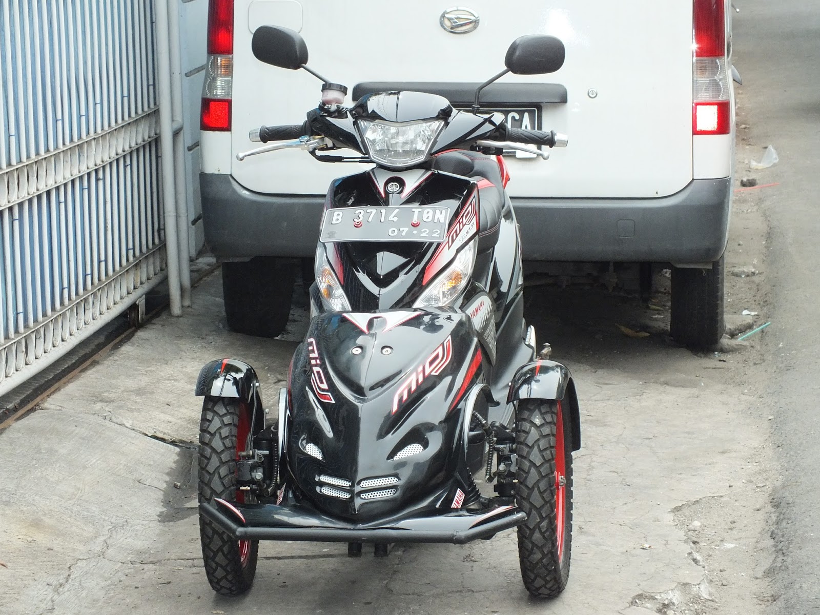 Oracle Modification Concept: YAMAHA MIO J RODA 3, 2 RODA DI DEPAN ...