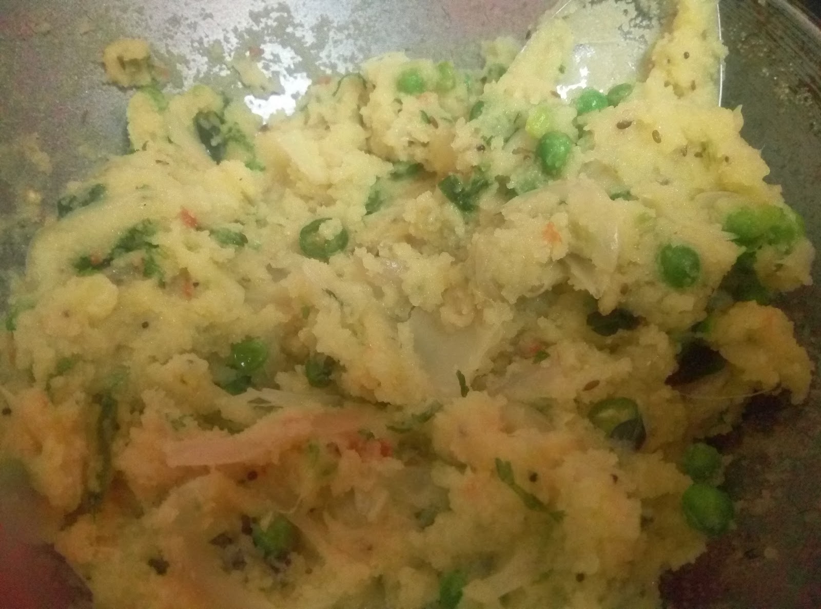 Uppit | Upama Recipe with green Mutter Onion Chilly Tamota