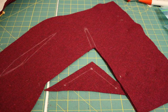 Gertie's New Blog for Better Sewing: How to Sew a Two-Piece Underarm Gusset